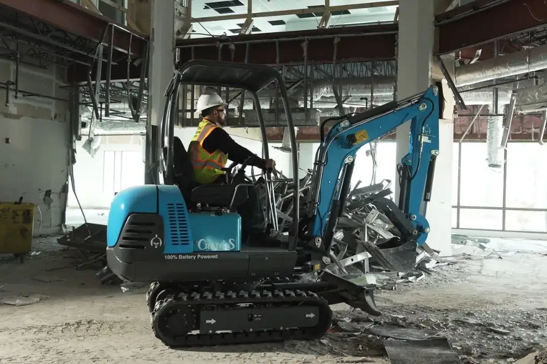 Benefits Of An Electric Mini Excavator For Demolition Contractors - Cratos